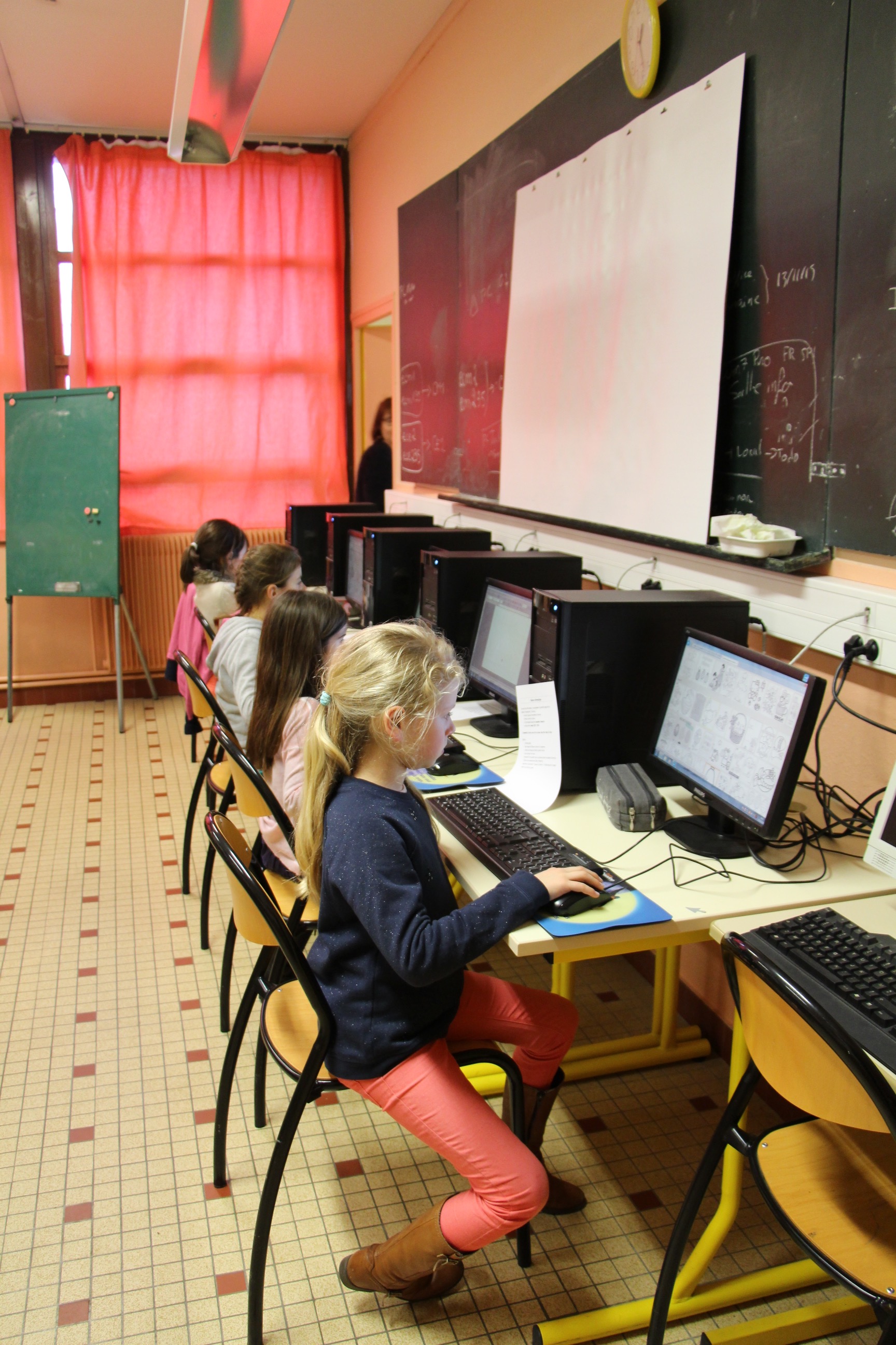 Informatique - Ecole Maternelle et Elémentaire de l'Adoration